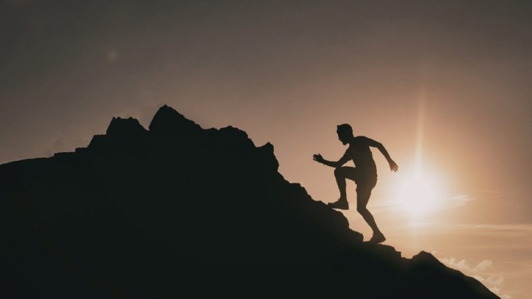 The Common Pitfalls: How to Work the 12 Steps of AA Effectively | Into ...